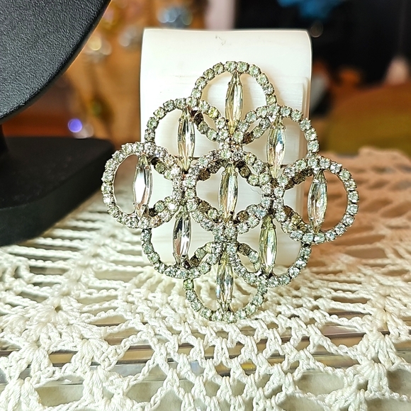 Albert Weiss | Jewelry | Vintage Weiss Large Rhinestone Brooch | Poshmark